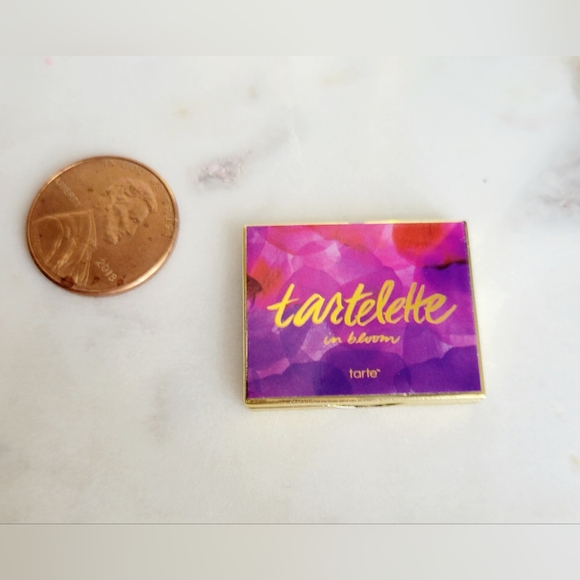 tarte | Makeup | Zuru Mini Tarte Tartelette In Bloom Eyeshadow Palette ...